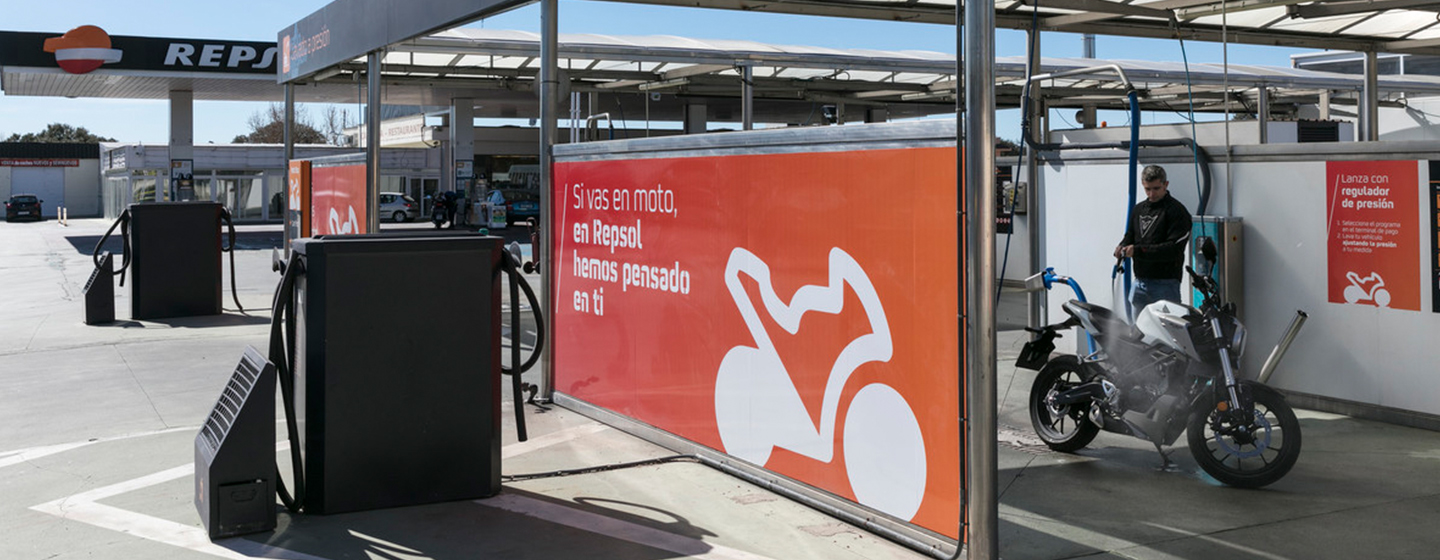 Moto Stop: Lavado y Cuidado de Motos | Repsol