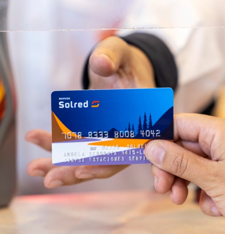 Tarjetas para pagar en Gasolineras y EESS | Repsol
